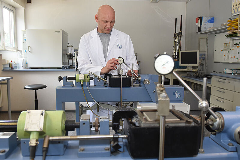 Laboruntersuchungen an Boden, Fels und Baustoffen: ELE Beratende ...